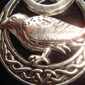 Celtic Pagan Morrigan Crow W Pentacle & Crescent Moon W Crow Toggle - Etsy