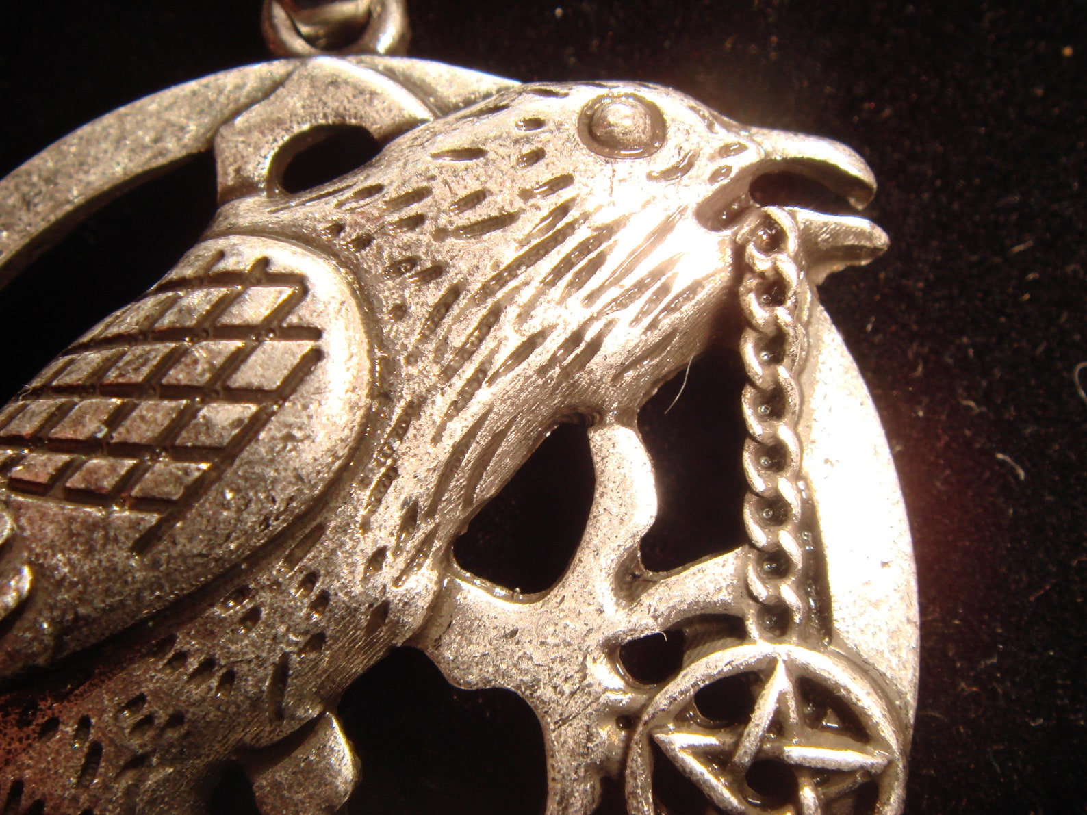 Celtic Pagan Morrigan Pewter Crow W Dangling Pentacle & W Crow Toggle ...