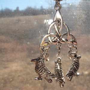Celtic 3d Crows the Morrigan on Triquetra W Wee Charms Swinging Clip on ...