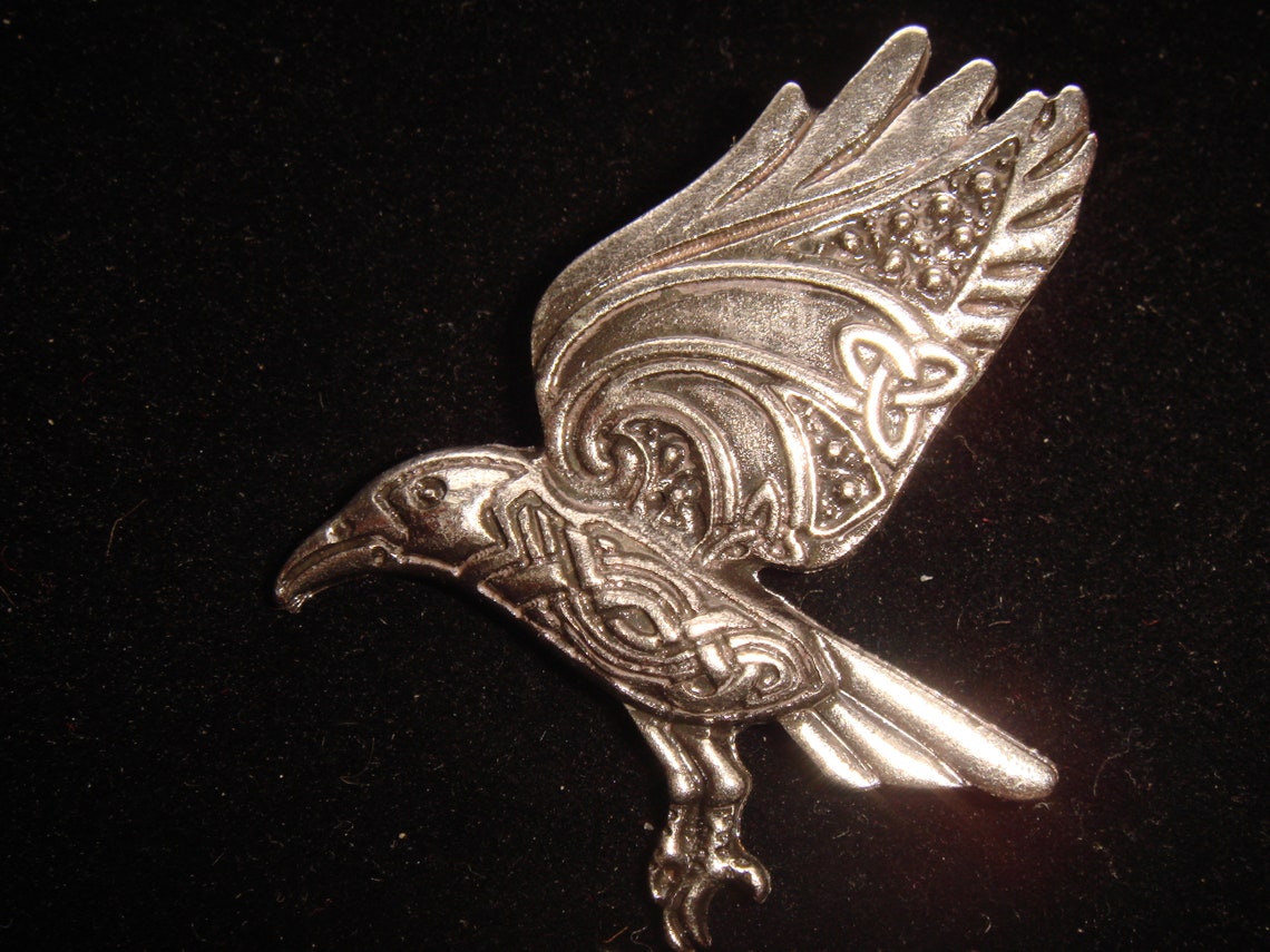 Pagan Celtic Knot Morrigan Flying Crow W Triquetra on Wing W - Etsy