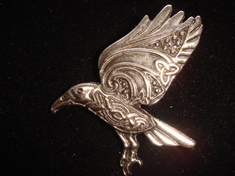 Pagan Celtic Knot Morrigan Flying Crow W Triquetra on Wing W - Etsy