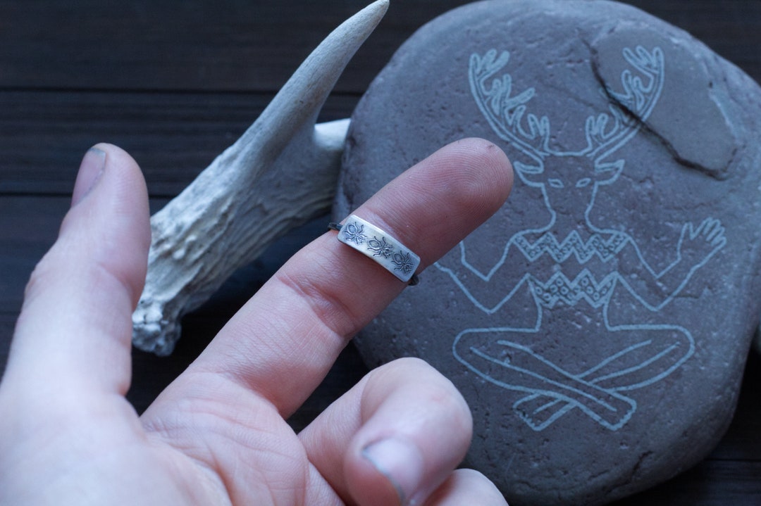 Sterling Silver Ant Ring - Row of Ants - Animal Jewelry - Bugs ...