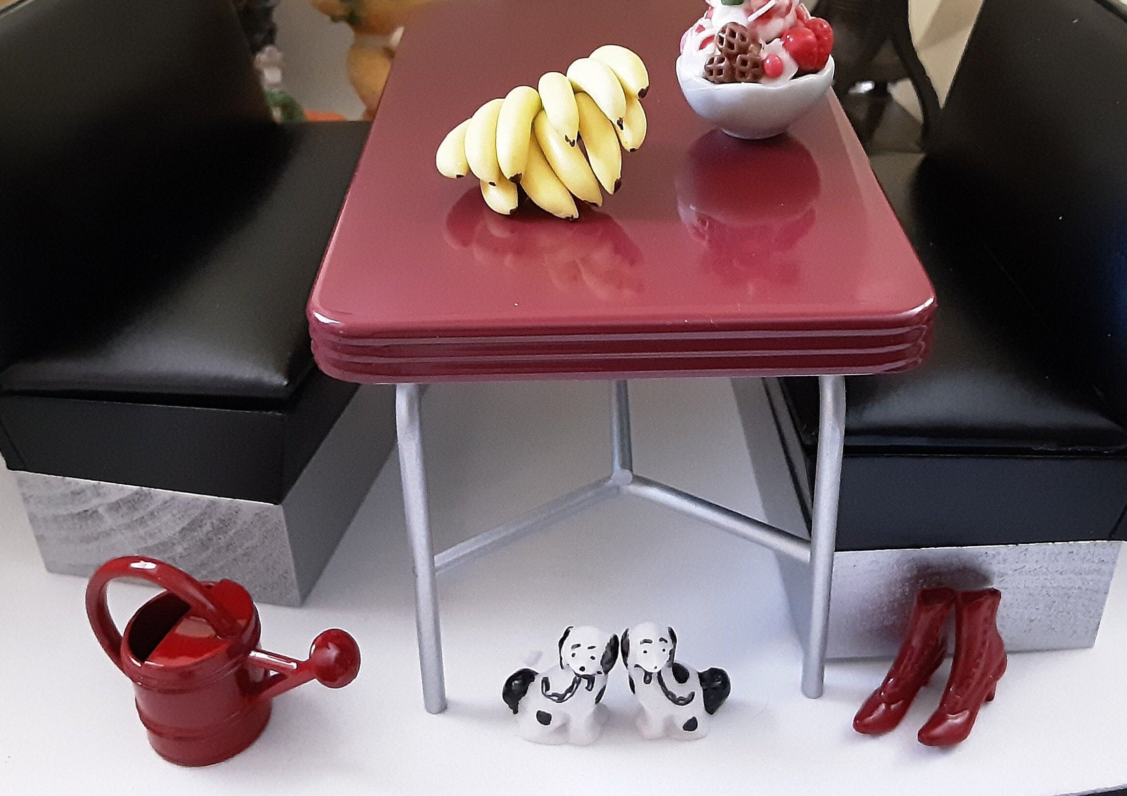 1950 Soda Shop Table