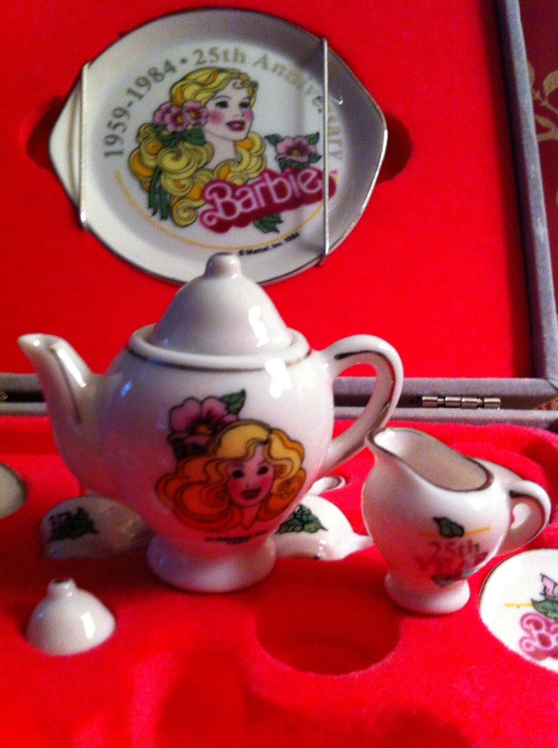 Barbie 25 Th Anniversary Teaset, in Box, 1984, Rare Working Teapot - Etsy