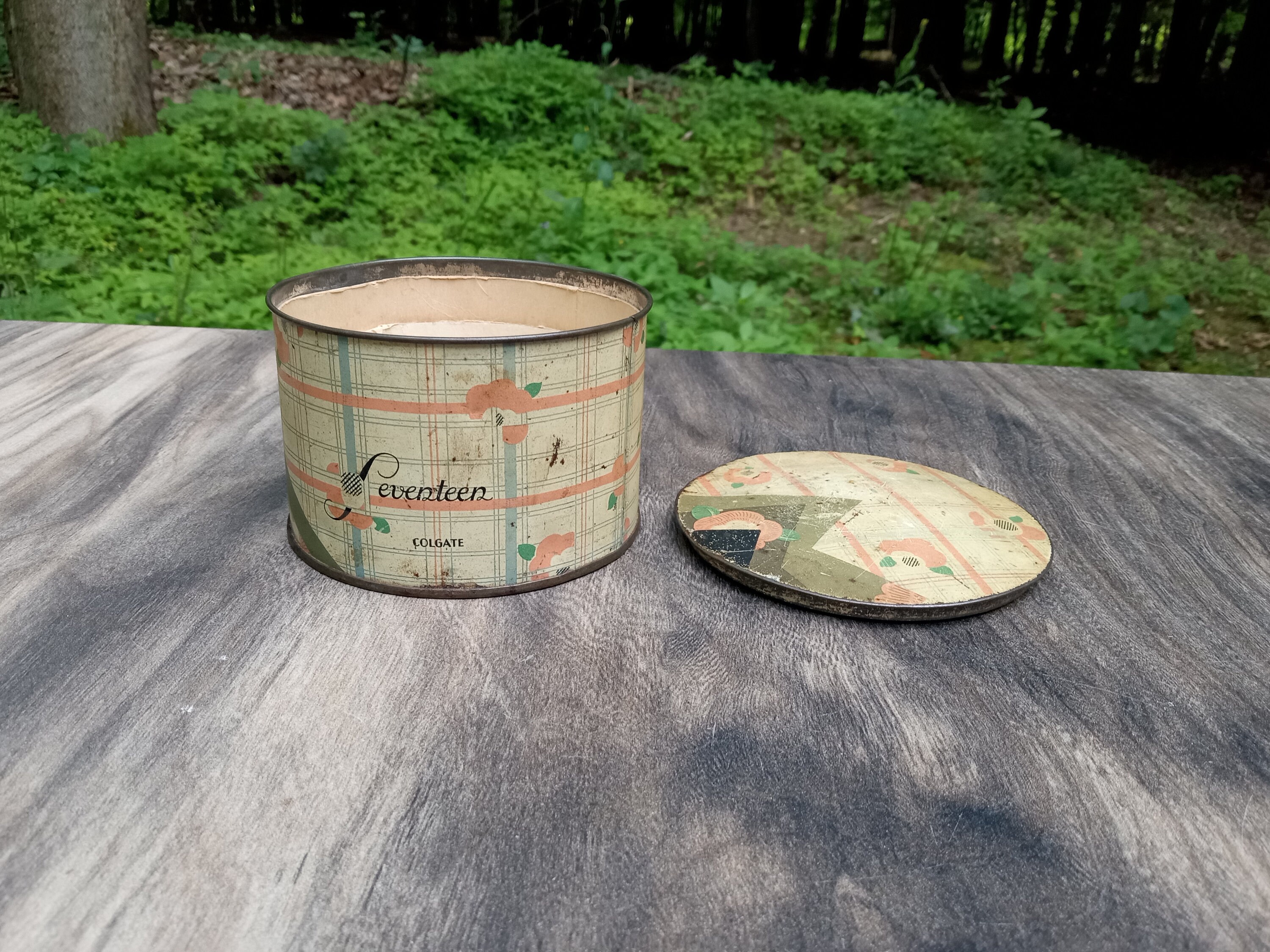 Colgate Seventeen Dusting Powder Tin Makeup Tin Beauty - Etsy