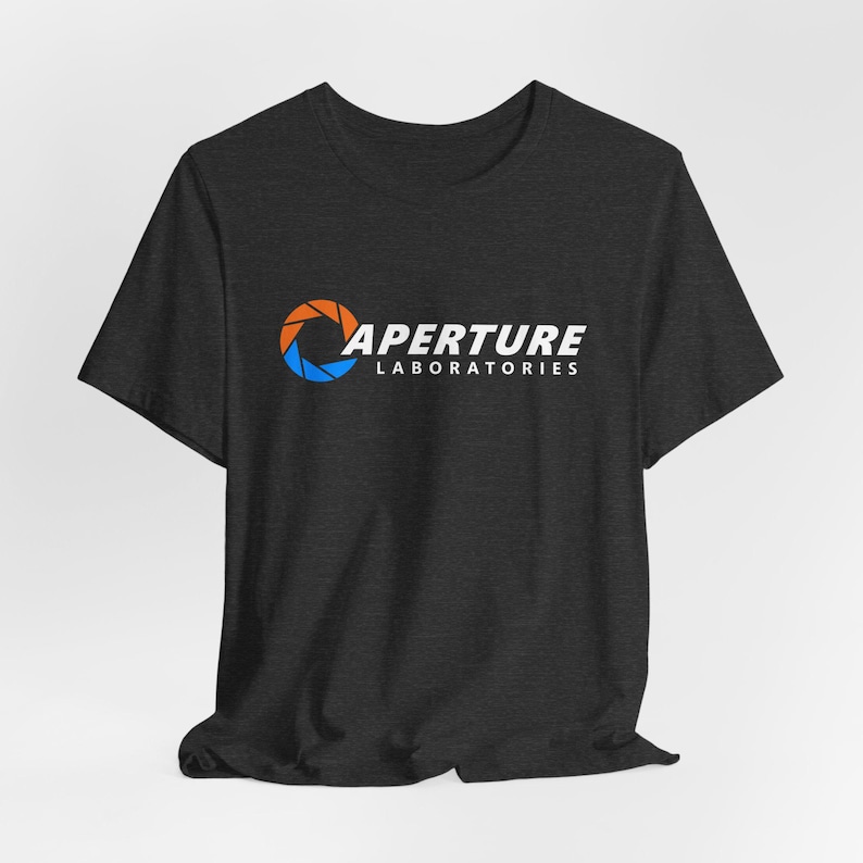Aperture Laboratories T-shirt, GLADOS Aperture Labs Logo Tee, Video ...