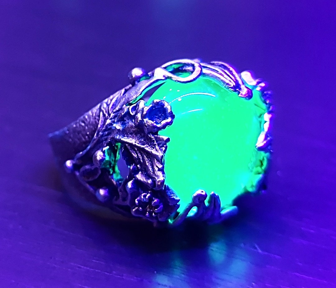 Uranium Glass Clear Stone Glowing Art Nouveau Ring - Etsy