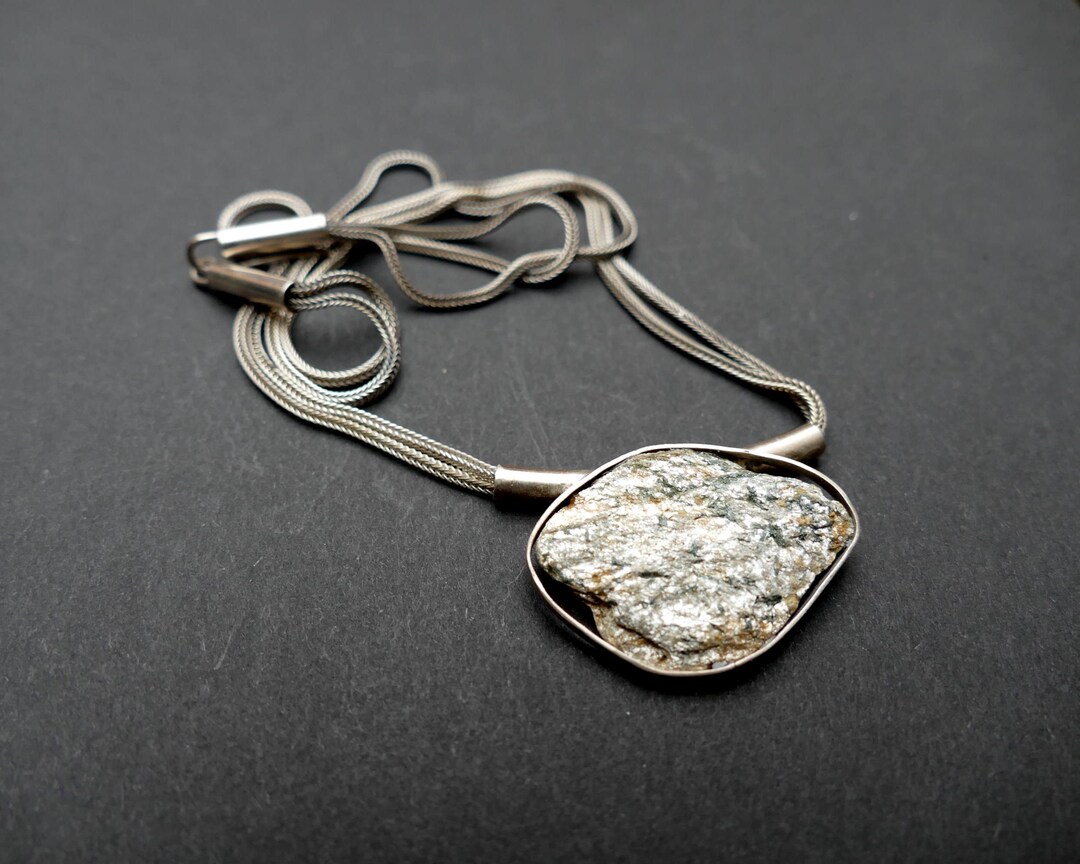 Beach Pebble Necklace, Sparkling Stone Pendant in 925 Silver, Unique ...