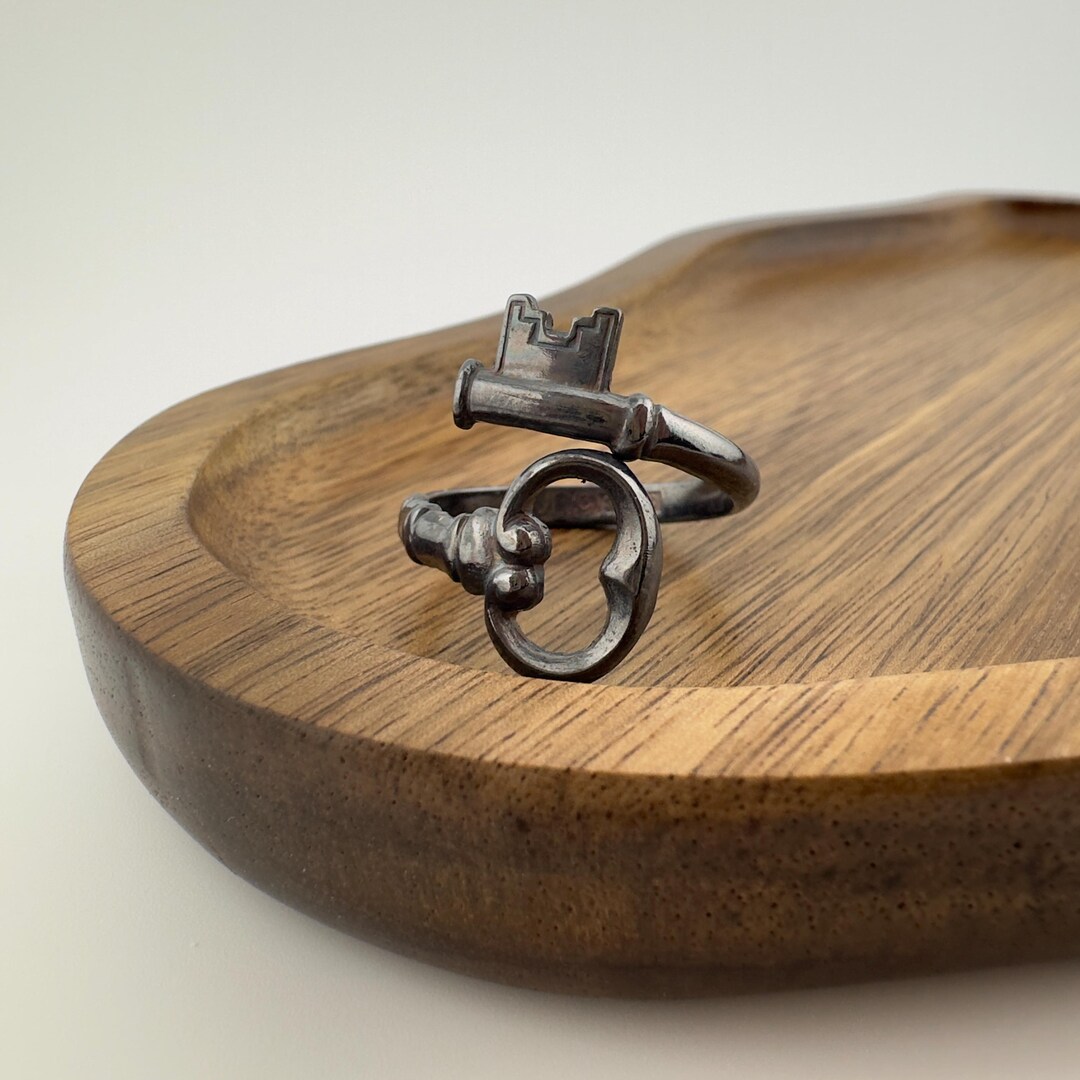 Vintage Avon Sterling Silver Secret Key Ring – Adjustable - Etsy