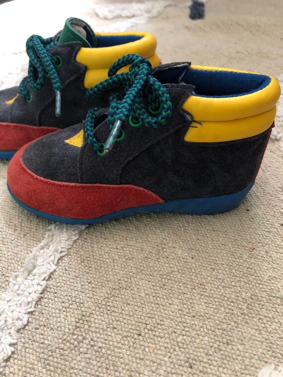 Early 90s Suede Kids Sneakers - Gem