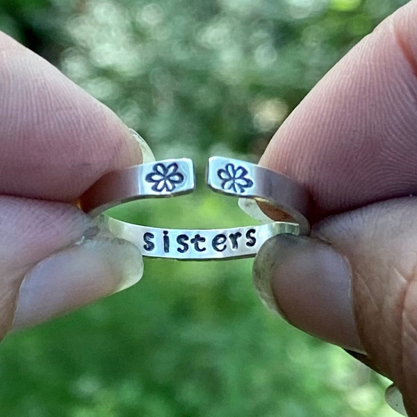 Sister Ring - Etsy