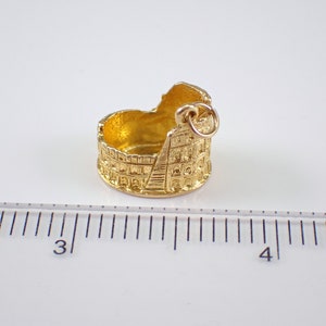 Vintage 18K Yellow Gold Colosseum Charm, Unique Rome Landmark Pendant ...