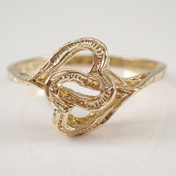 Interlocking Heart Ring - Etsy