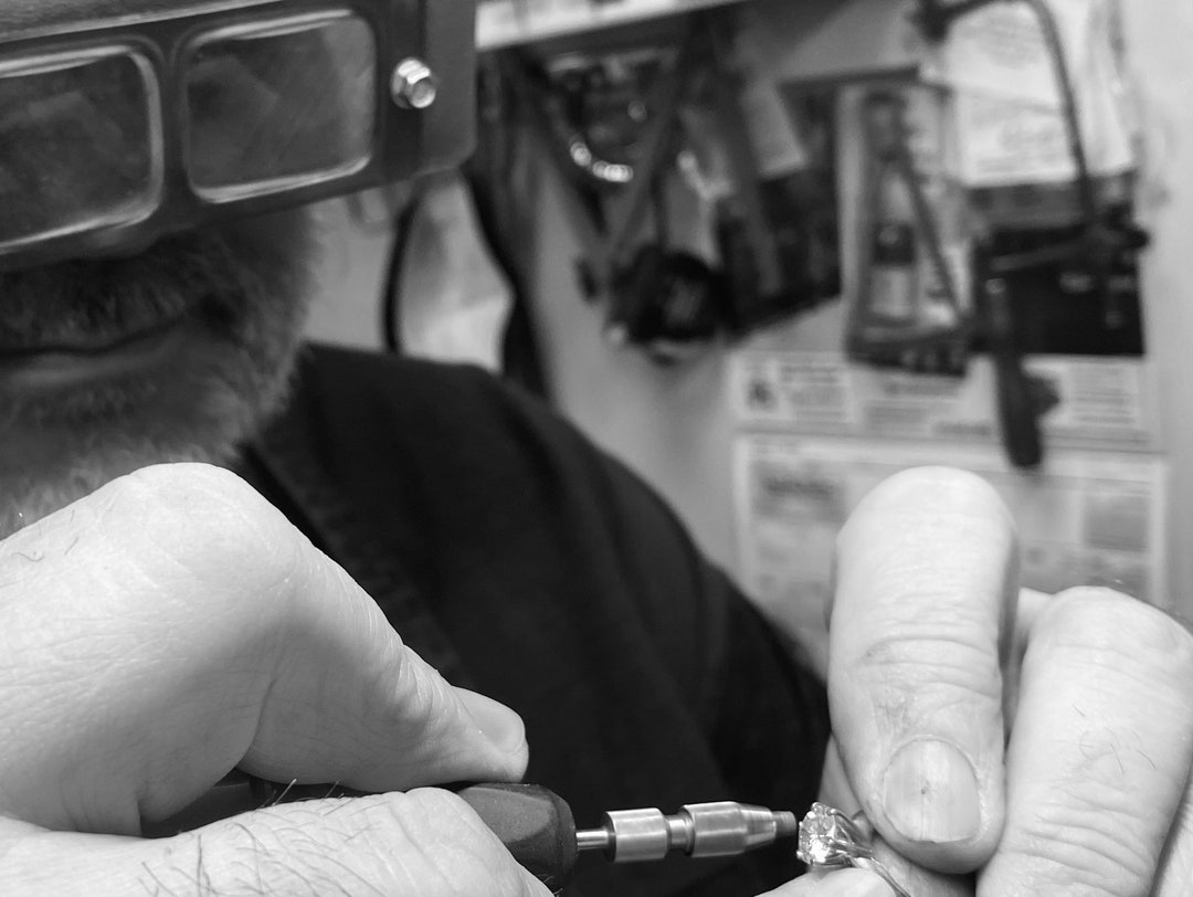 Jewelry Repair Service - Gold and Platinum Ring Sizing - Antique and ...