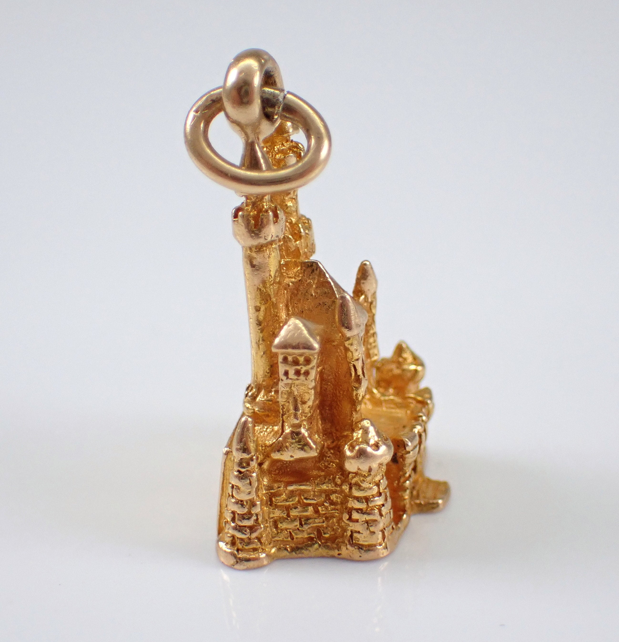 Vintage 14K Yellow Gold Disneyland Castle Charm, Unique Disney Pendant ...