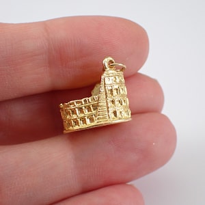 Vintage 18K Yellow Gold Colosseum Charm, Unique Rome Landmark Pendant ...