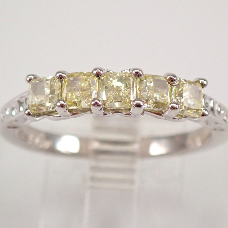 Canary Diamond Ring - Etsy