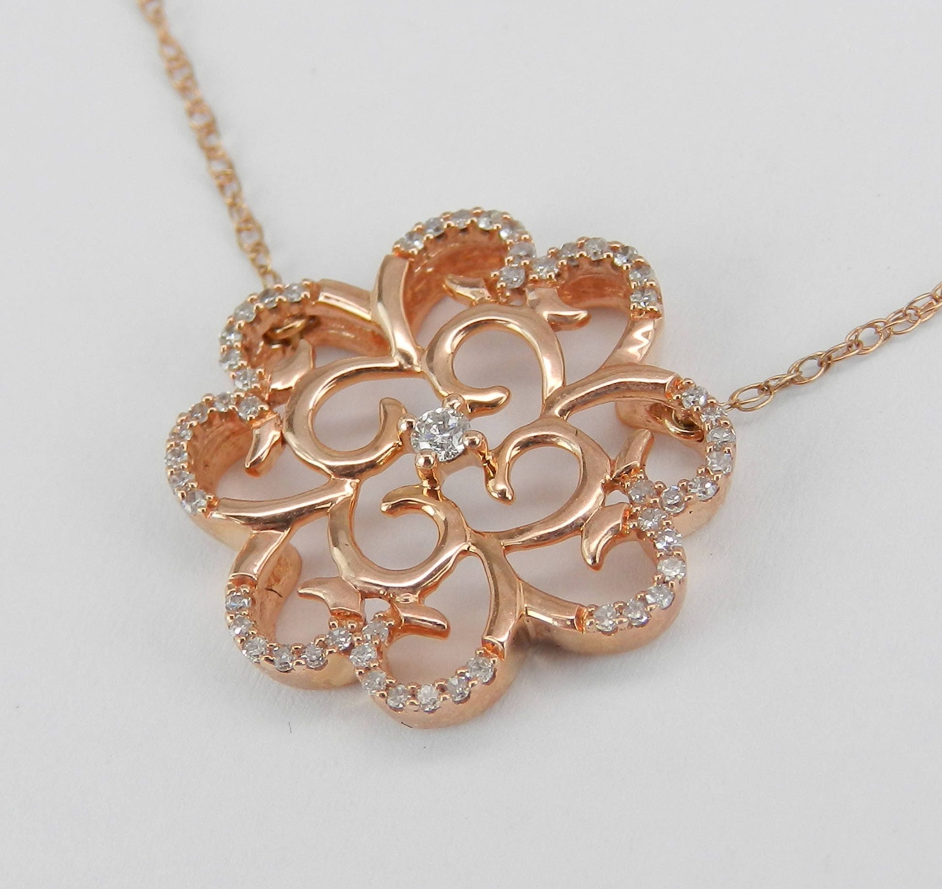 Rose Gold Diamond Cluster Necklace Unique Flower Pendant 18 Chain