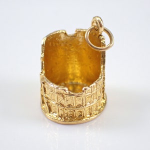 Vintage 18K Yellow Gold Colosseum Charm, Unique Rome Landmark Pendant ...