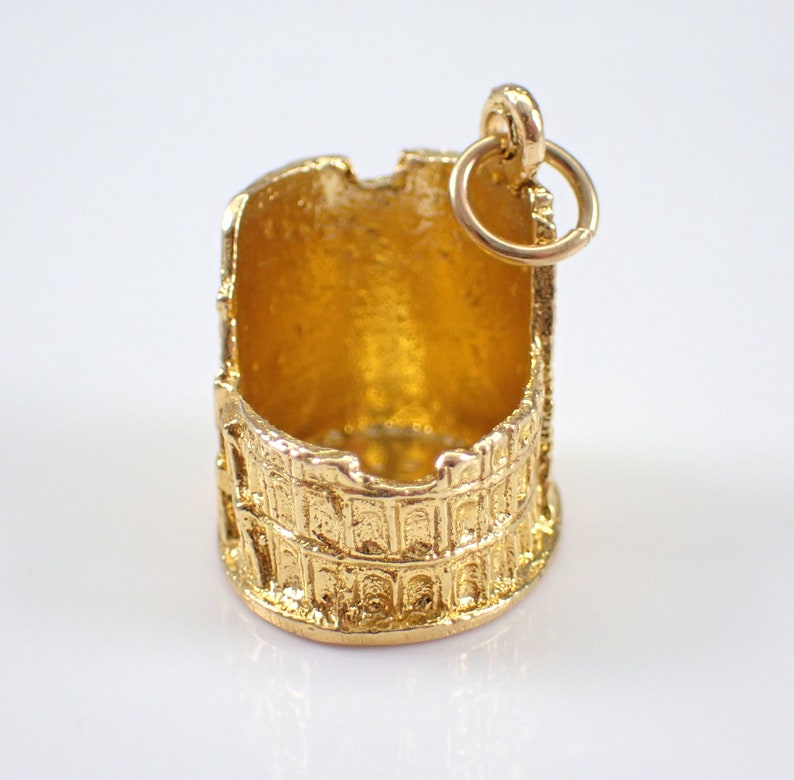 Vintage 18K Yellow Gold Colosseum Charm, Unique Rome Landmark Pendant ...