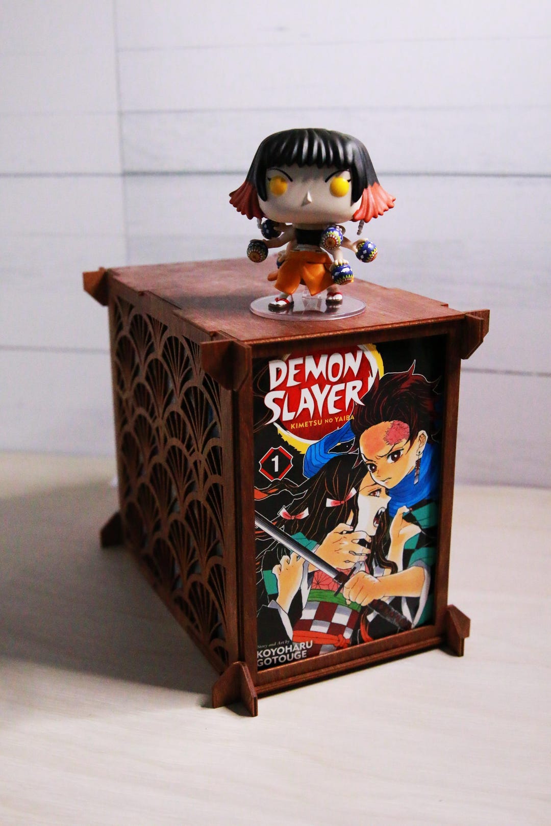 Manga Display Shelf With Decorative Side Panels – Custom Anime Storage ...