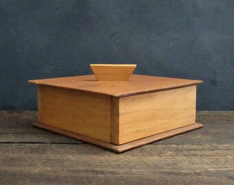 Vintage keepsake box | Etsy