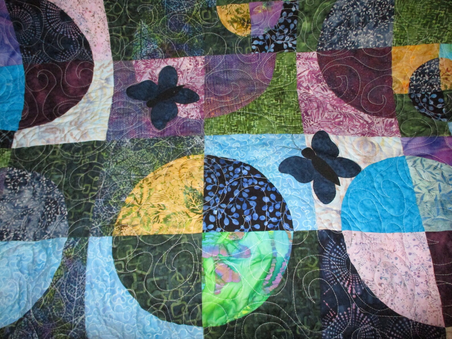 Batiks TV Quilt My Universe Free Shipping Crazy Curves | Etsy