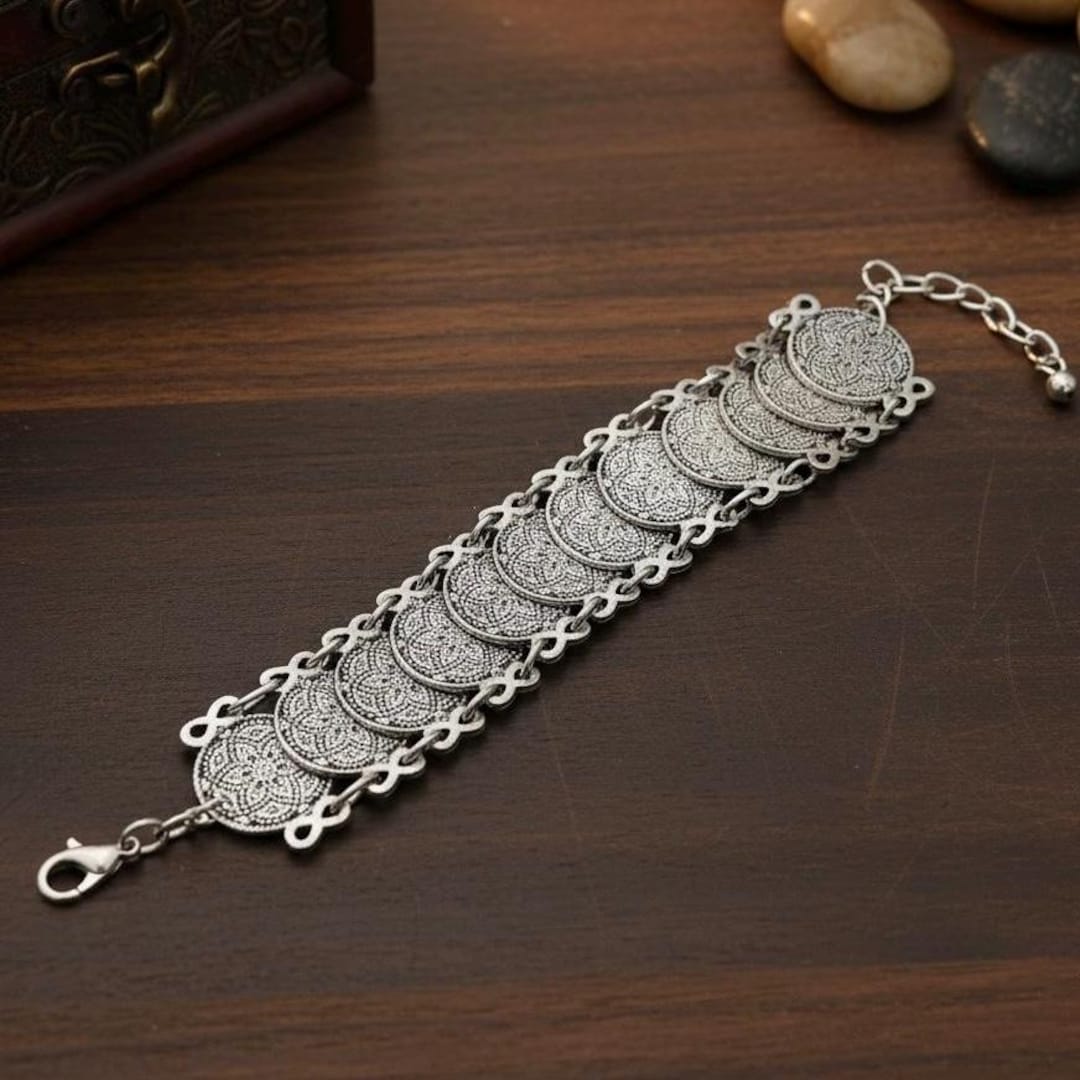 Handcrafted Silver Coin Bracelet, Vintage Medallion Chain - Etsy