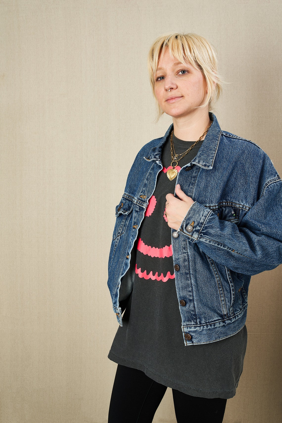 Vintage Levi's Denim Jacket With Tufted Red Flower - Etsy