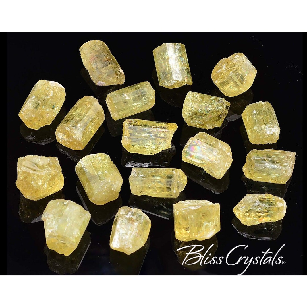 1 YELLOW APATITE Rough Crystal 5 - 6 Gm, Medium Size (25-30 Carat ...