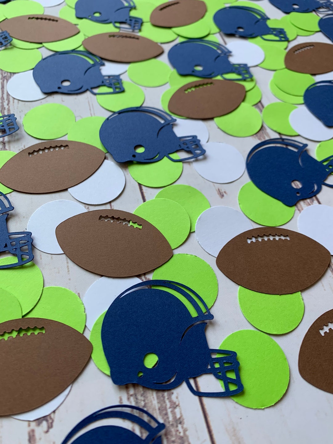 Seahawks Football Confetti - Seahawks Party Decorations - Seahawks ...