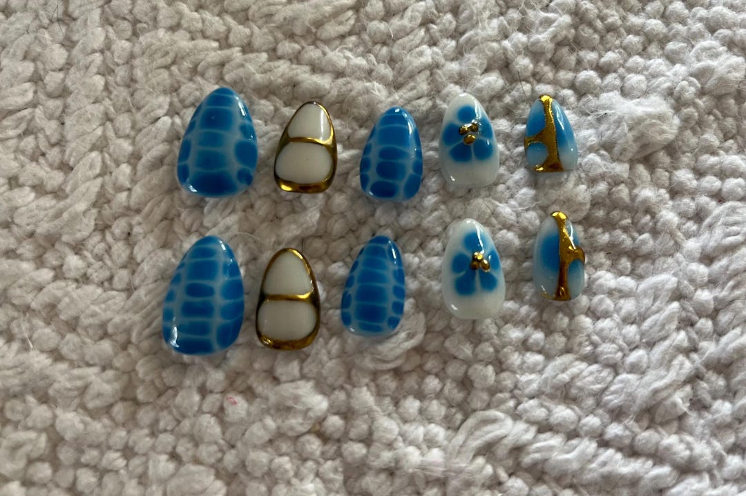 Chic Blue Snake Print Press-on Nails - Etsy