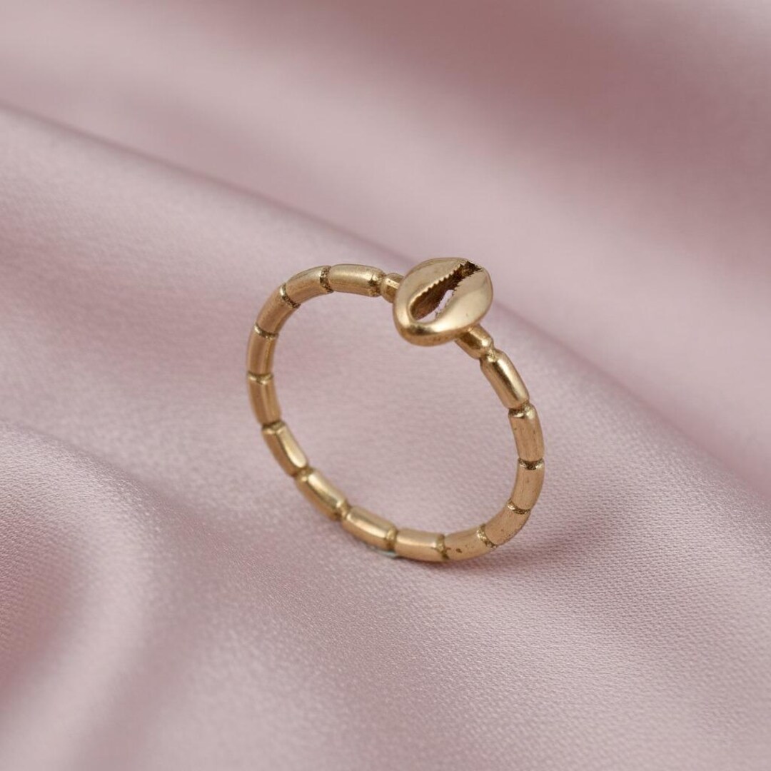 Gold Cowrie Shell Ring, Dainty Beach Jewelry for Women, Minimalist ...