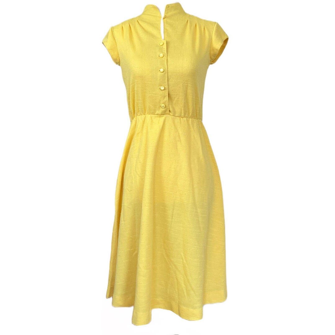 Yellow Vintage 1970s ILGWU Union Made Button Front Mandarin Collar ...