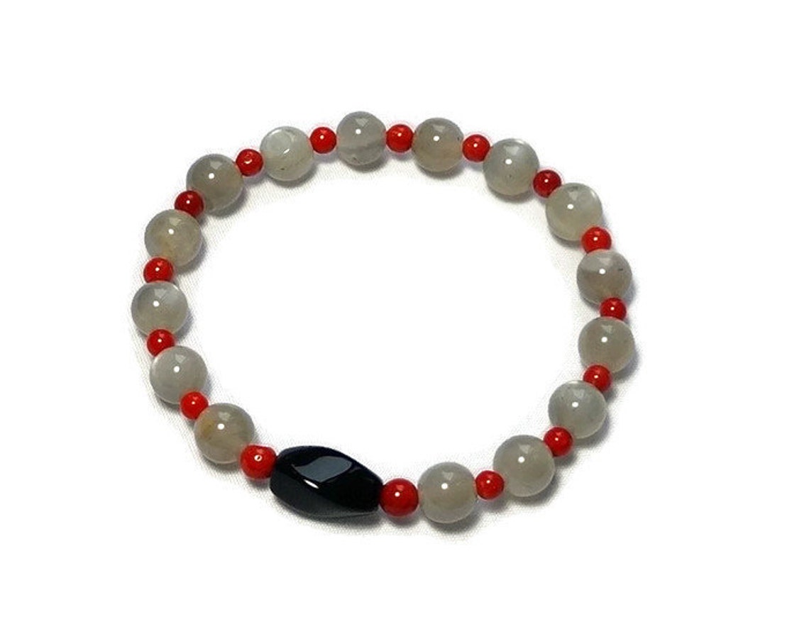 Agate and Red Coral Bracelet / Grey Bracelet / Semi Precious - Etsy