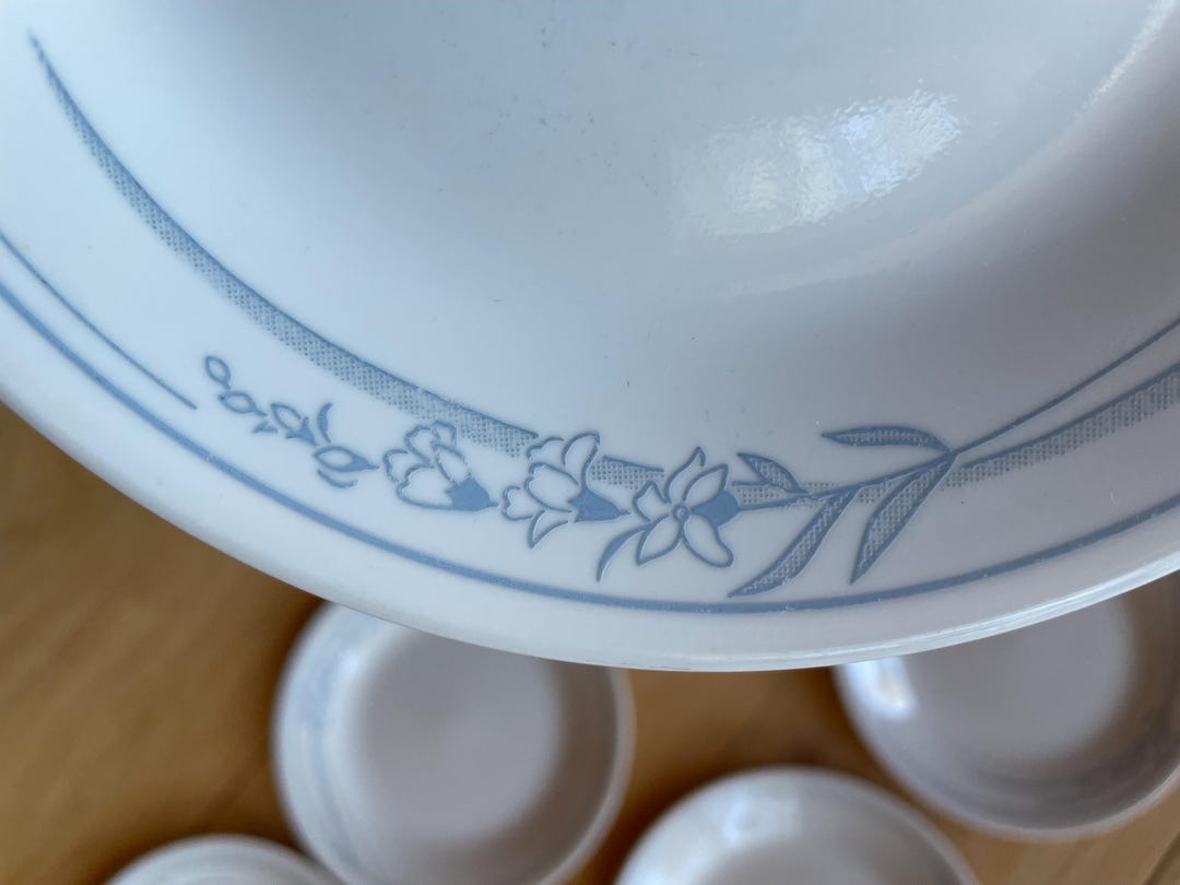Vintage Corelle Blue Lily Bread Plates - Etsy