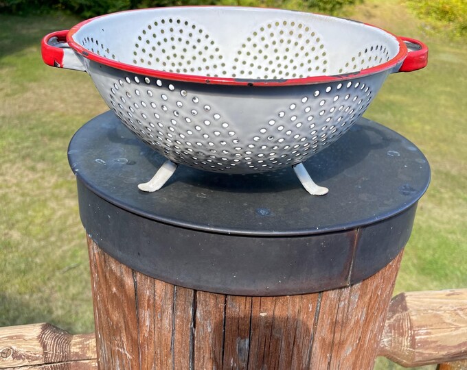 Vintage Red and White Enamel Ware Colander - Etsy