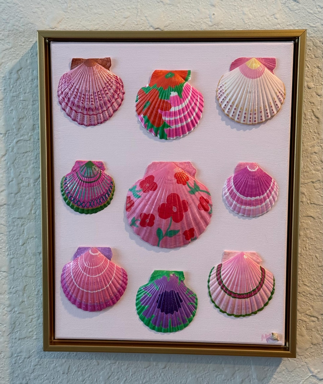 Hand Painted Scallops Shells on Canvas. 11x14 Gold Frame - Etsy