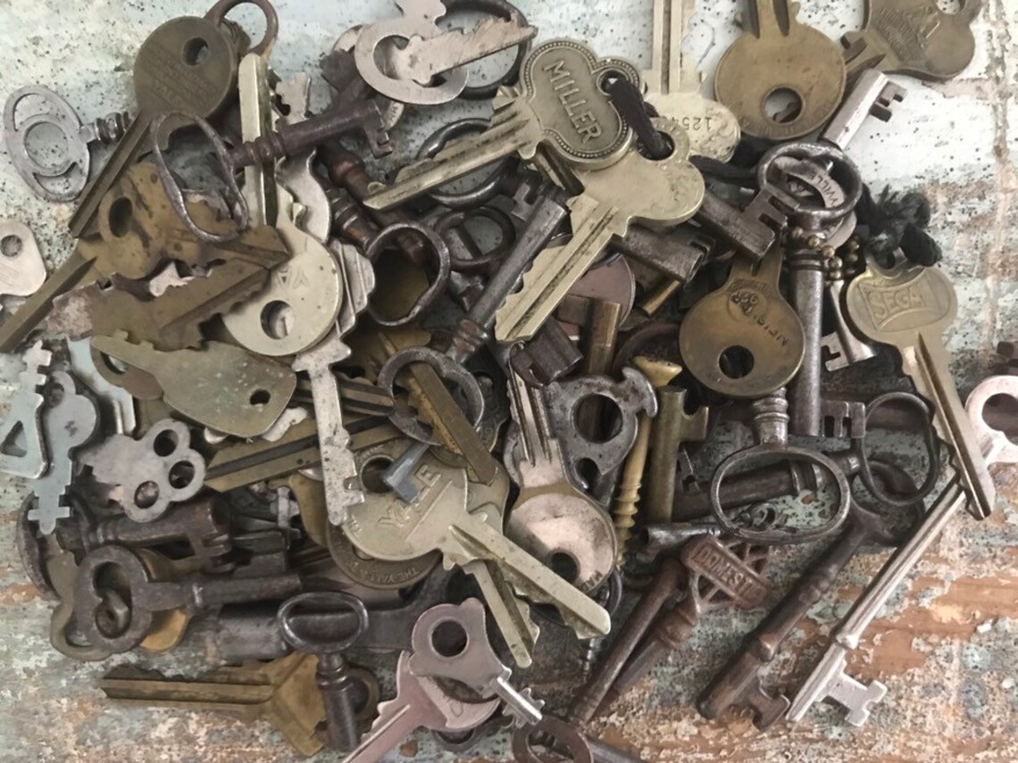 Antique / Vintage Keys Set of 50 - Etsy
