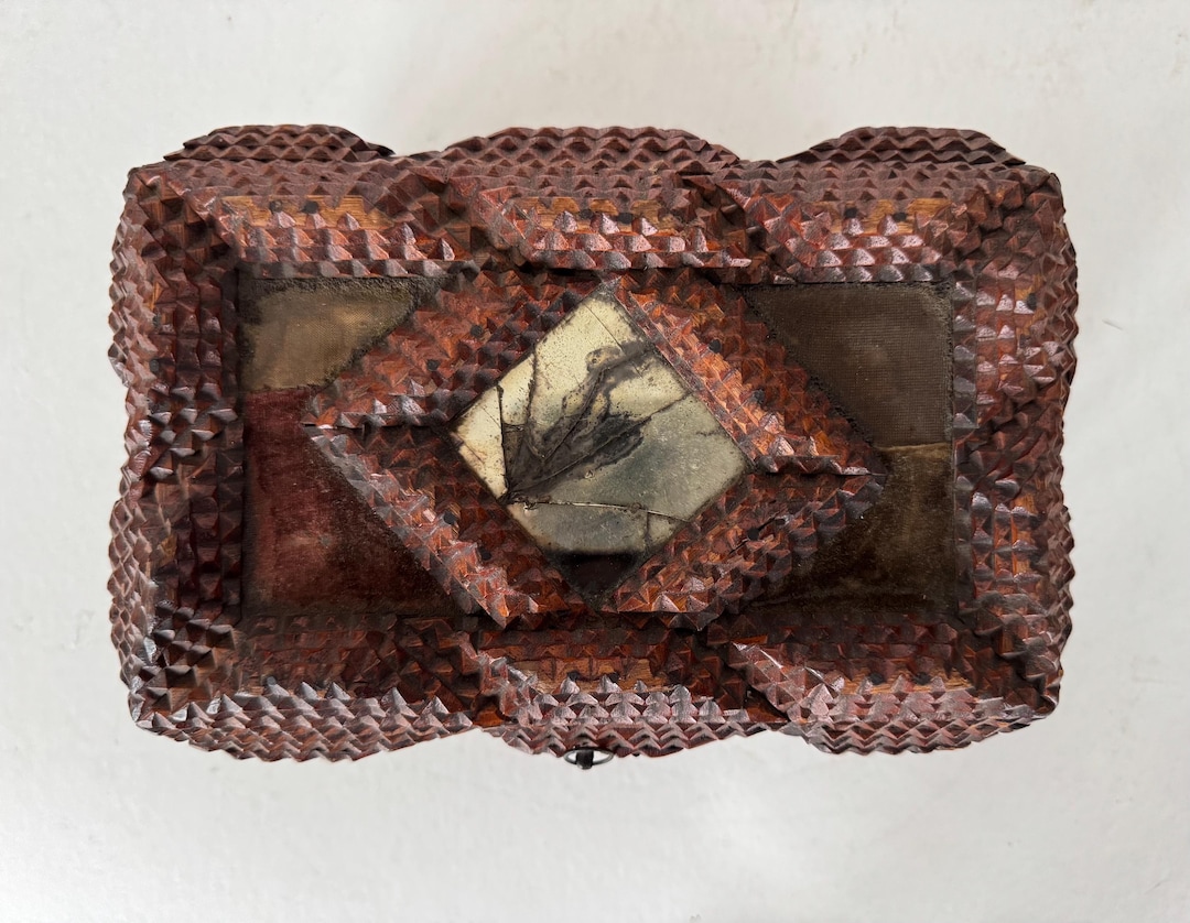 Antique Tramp Art Box: Sculptural Geometric Wood Carving - Etsy