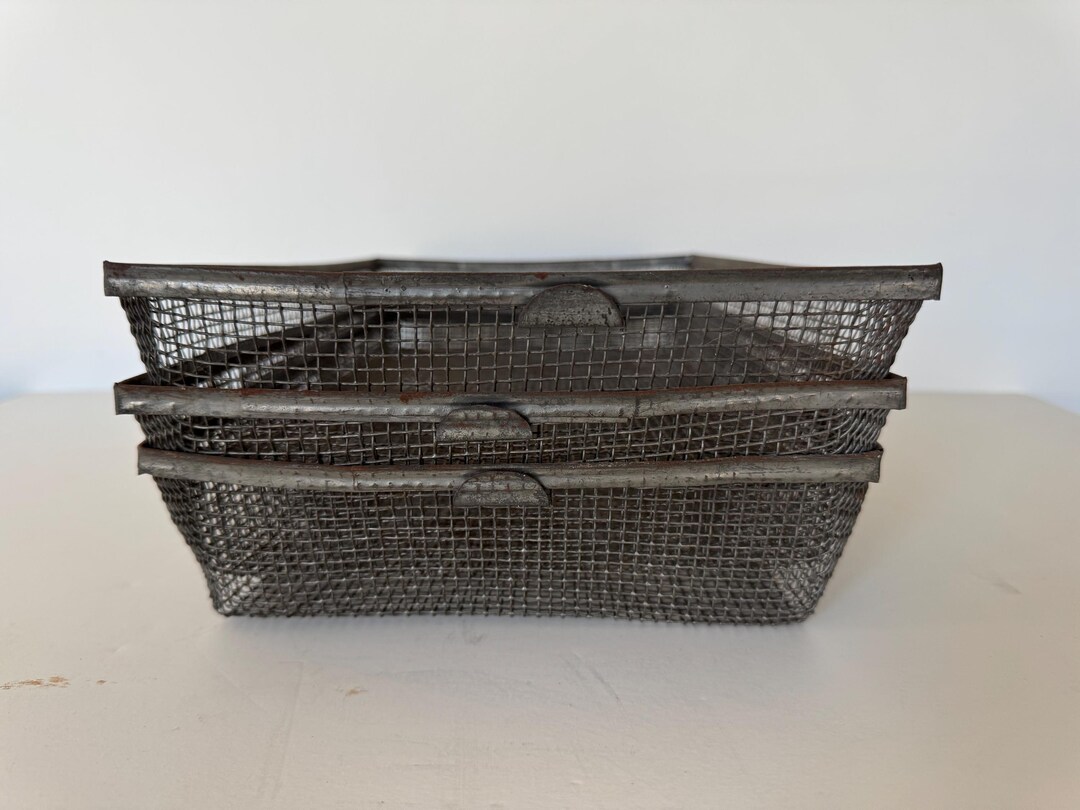 Vintage Wire Mash Tray, Industrial Metal Paper Organizer, in Out Tray ...
