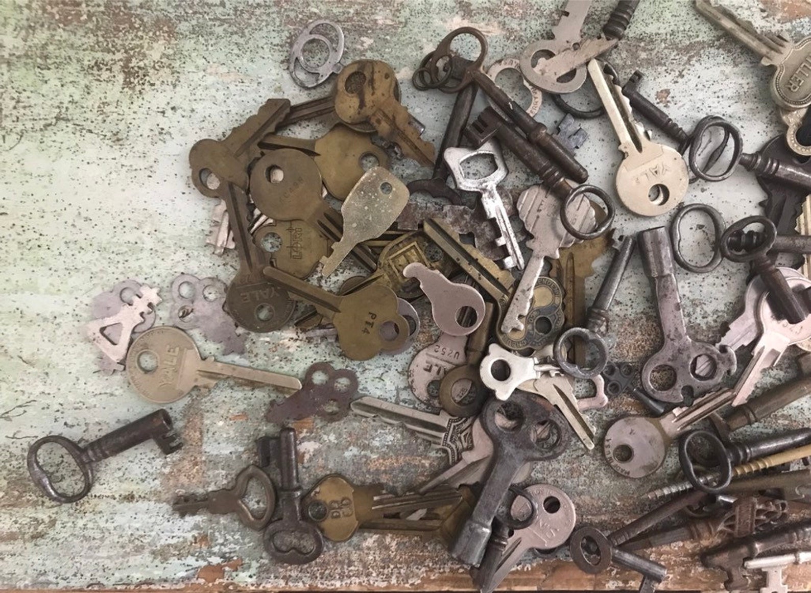 Antique / Vintage Keys Set of 50 - Etsy