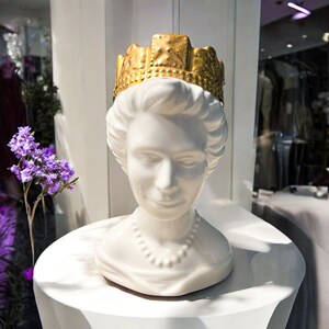 Vintage Queen Elizabeth II Golden Jubilee Teapot 1952-2002 by Paul ...