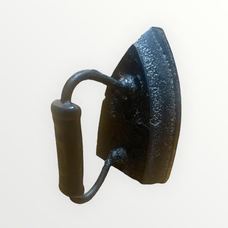 Antique Sad Iron - Etsy