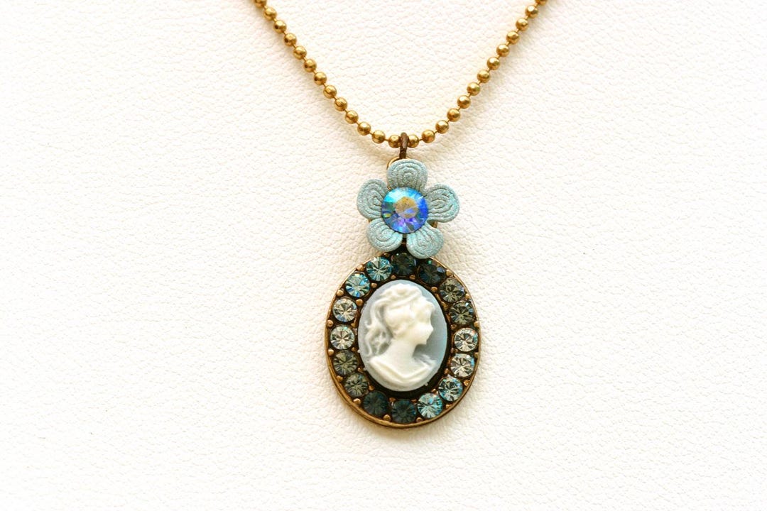 Jasperware Style Cameo in Wedgewood Necklace Blue and White Wedgwood ...