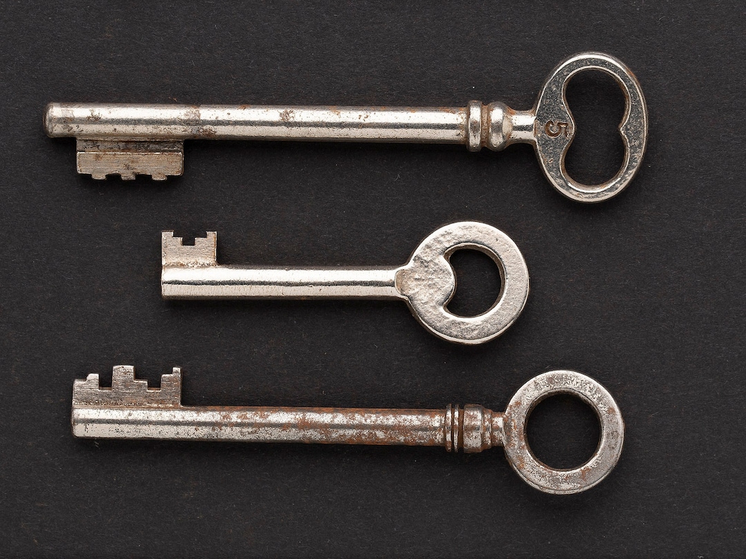 3 Vintage Skeleton Keys, Authentic Victorian Antique Door or Furniture ...