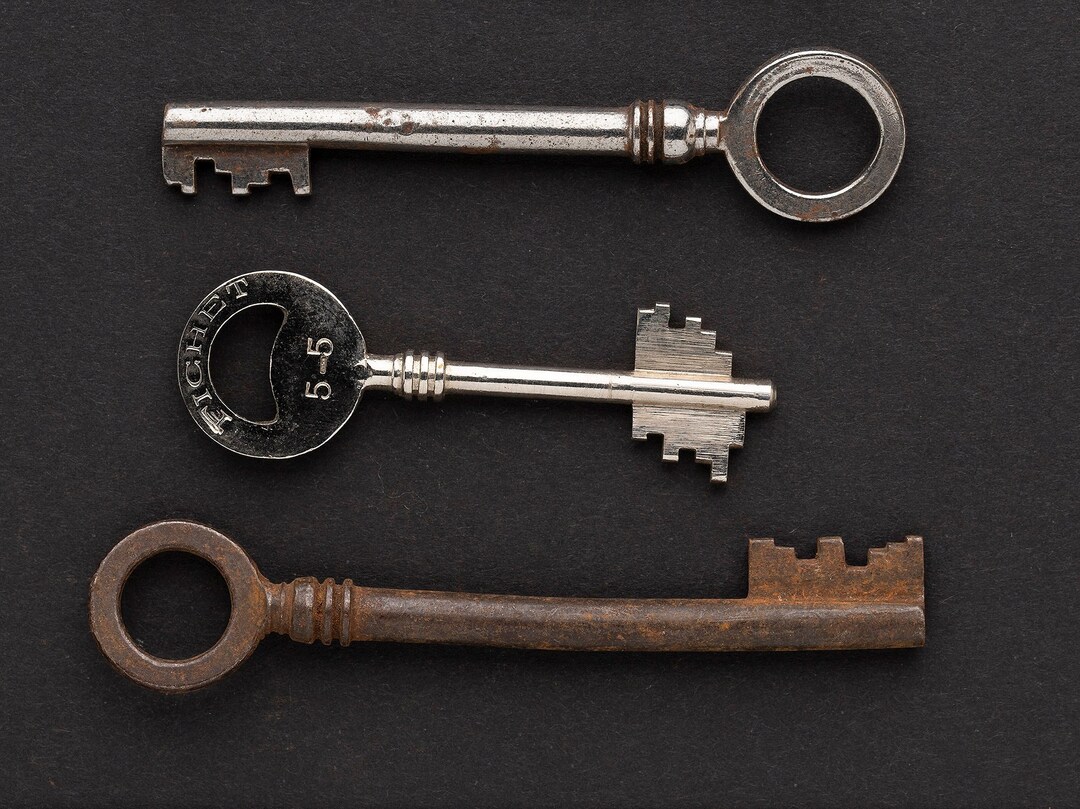 3 Vintage Skeleton Keys, Authentic Victorian Antique Door or Furniture ...