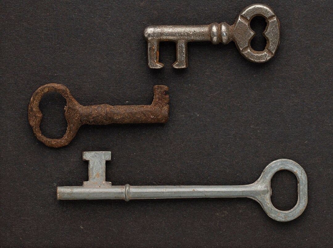 3 Vintage Skeleton Keys, Authentic Victorian Antique Door or Furniture ...