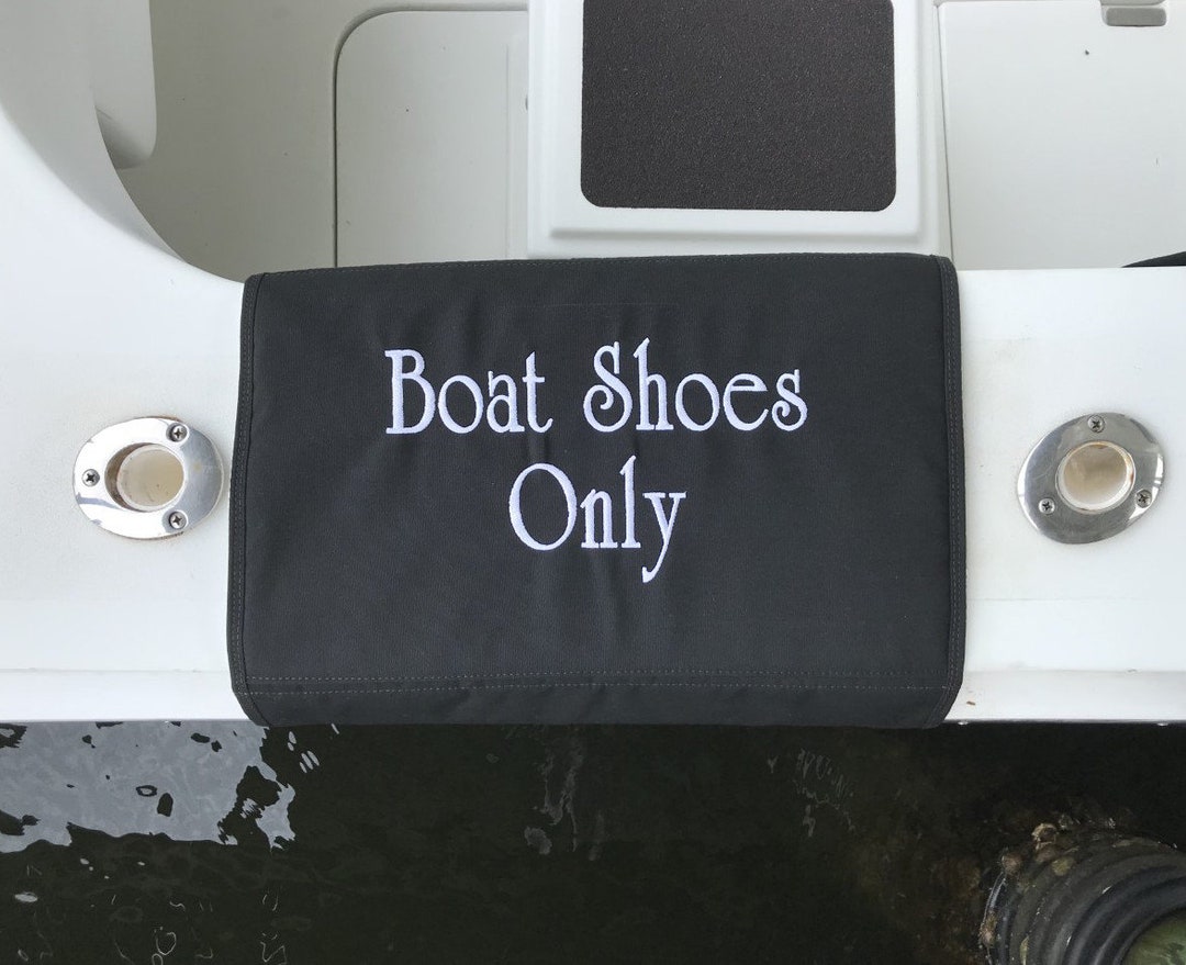 Sunbrella Boat Boarding Mat: Custom Embroidered Non-skid Gunwale Mat - Etsy