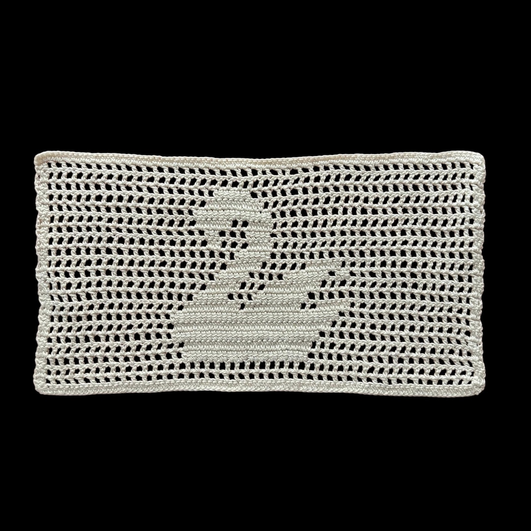 Handmade Filet Crochet Swan Doily - Placemat, Wall Art, Home Decor - Etsy